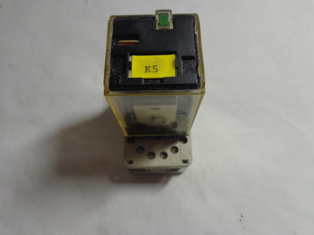 WLR 301 024 Relais + Sockel - Michl's Onlineshop OG