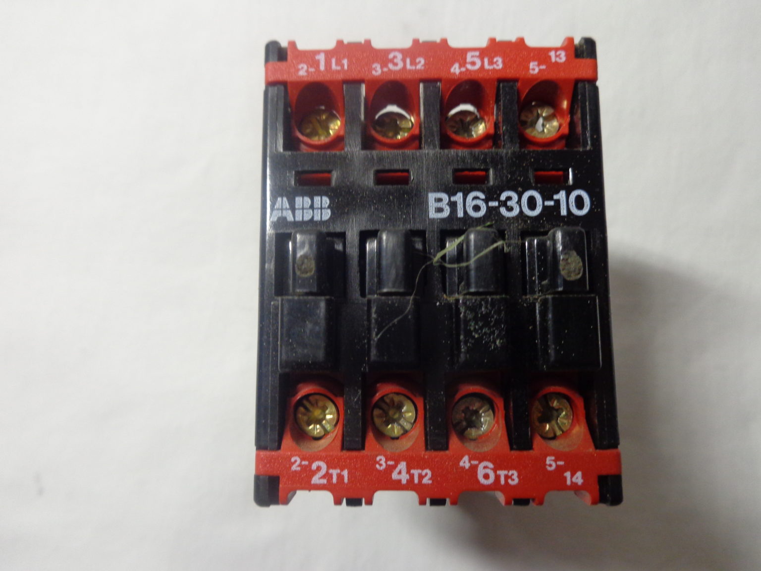 ABB B16-30-10 Schütz 220V 50HZ - Michl's Onlineshop OG