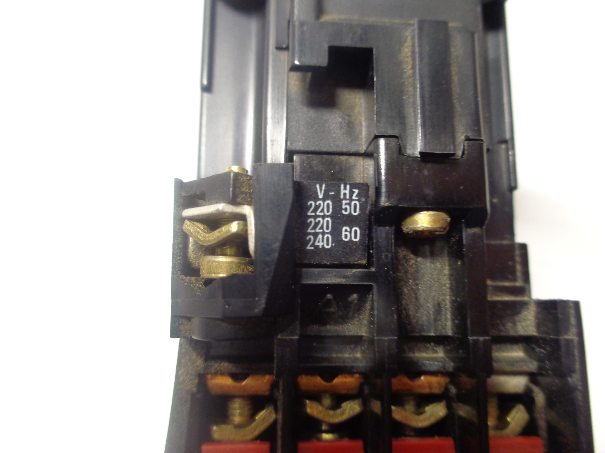 ABB B16-30-10 Schütz 220V 50HZ - Michl's Onlineshop OG