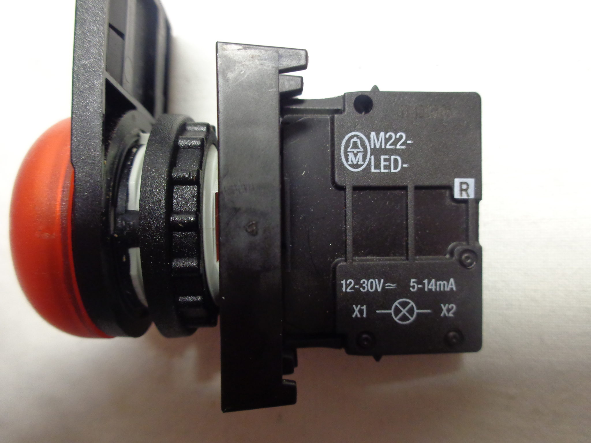 Klöckner Moeller Leuchtmelder M22-LED Element 12-30V 5-14mA - Michl's ...