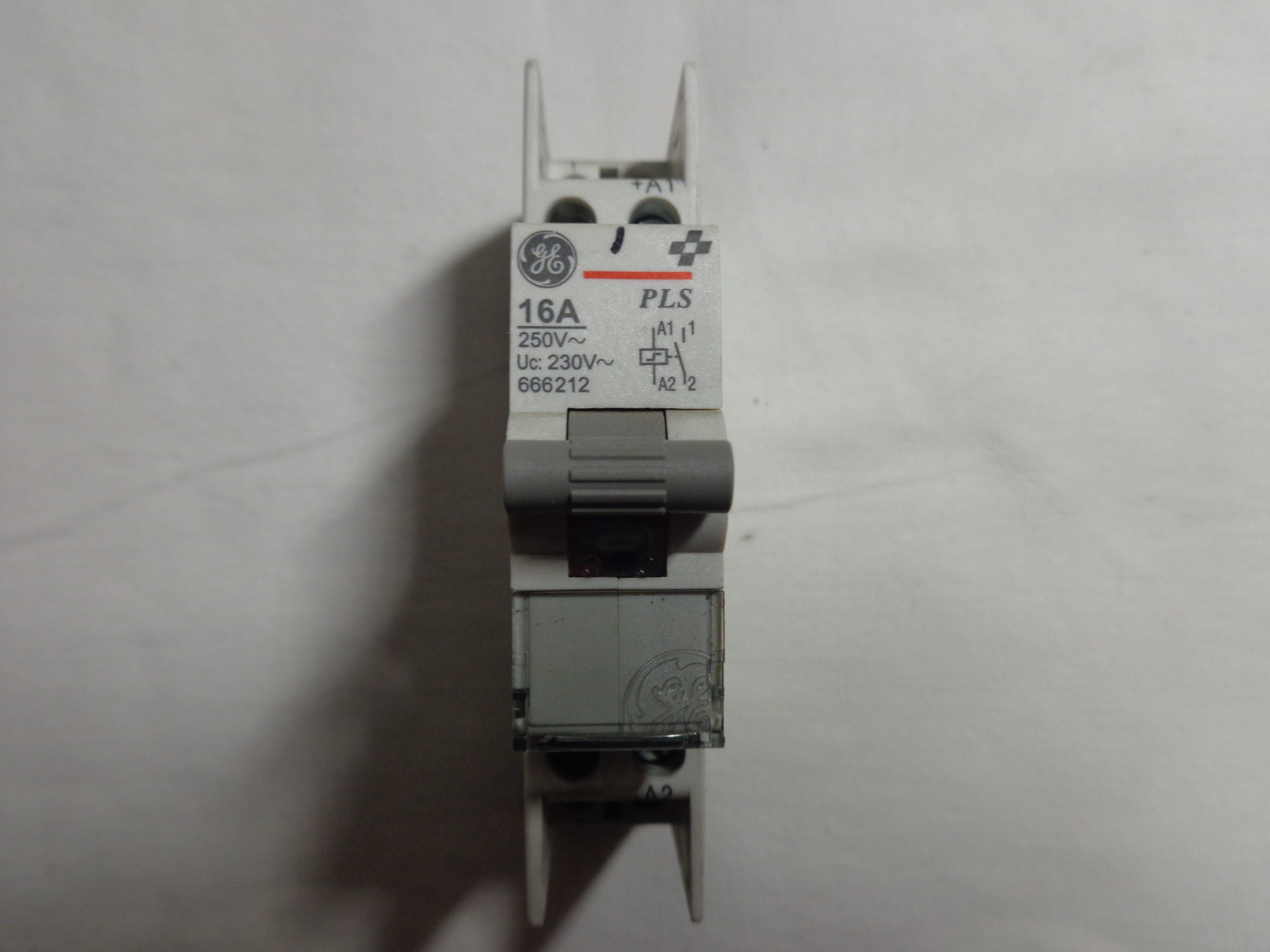 General Electric Pulsar 666212 PLS 16 10 230A 250V 16A - Michl's Onlineshop OG