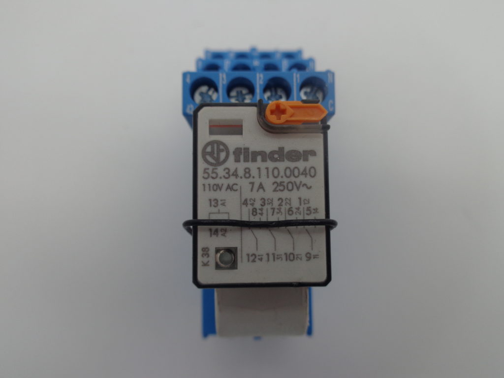 Finder 55.34.8.110.0040 Relais + Finder Sockel 94.04 - Michl's ...