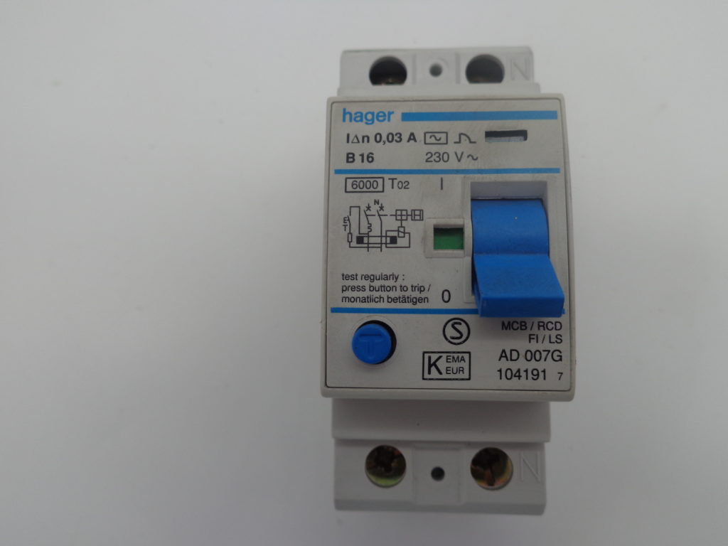 Hager 0,03 B16 FI/LS AD 007G - Michl's Onlineshop OG